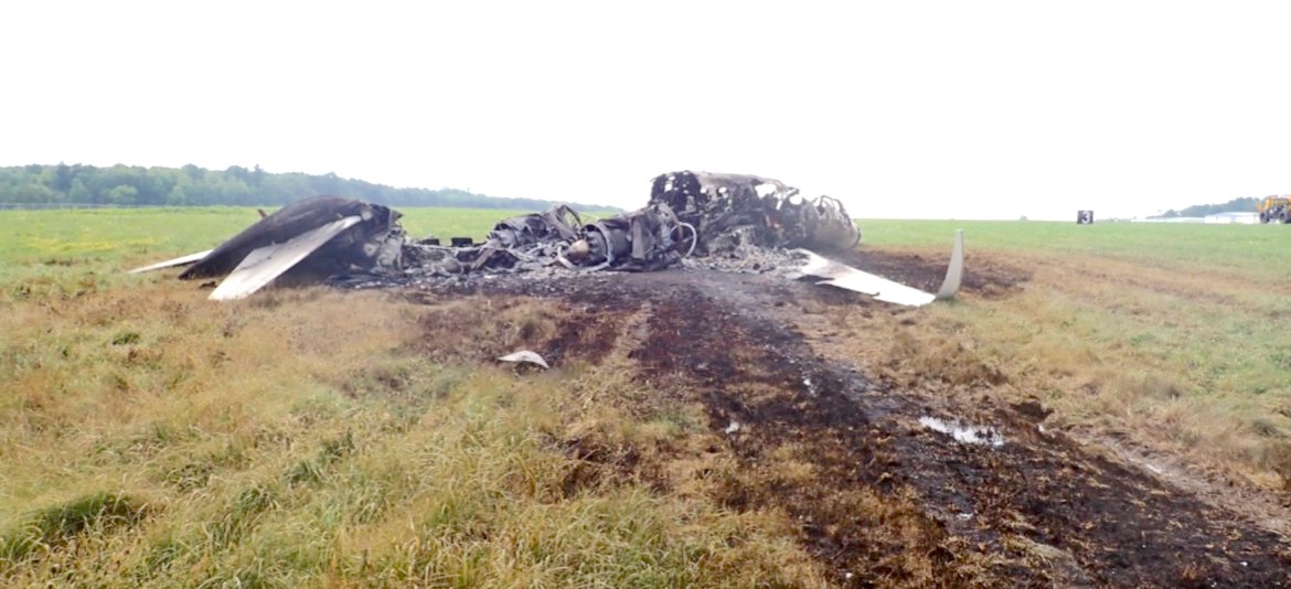 Smoke signaled trouble in jet crash | News, Sports, Jobs - Times Observer